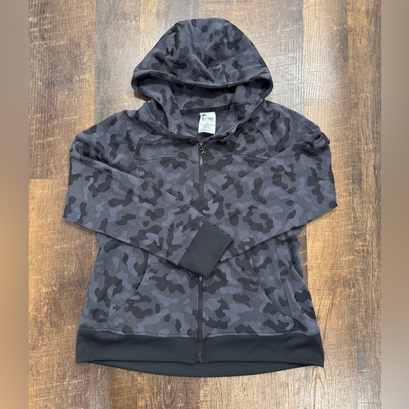 ZYIA | Tops | Zyia Active Blackgrey Camo Jacket | Poshmark